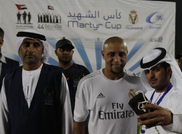 I paesi arabi pagano 50 milioni. Via la croce dallo stemma del Real ...